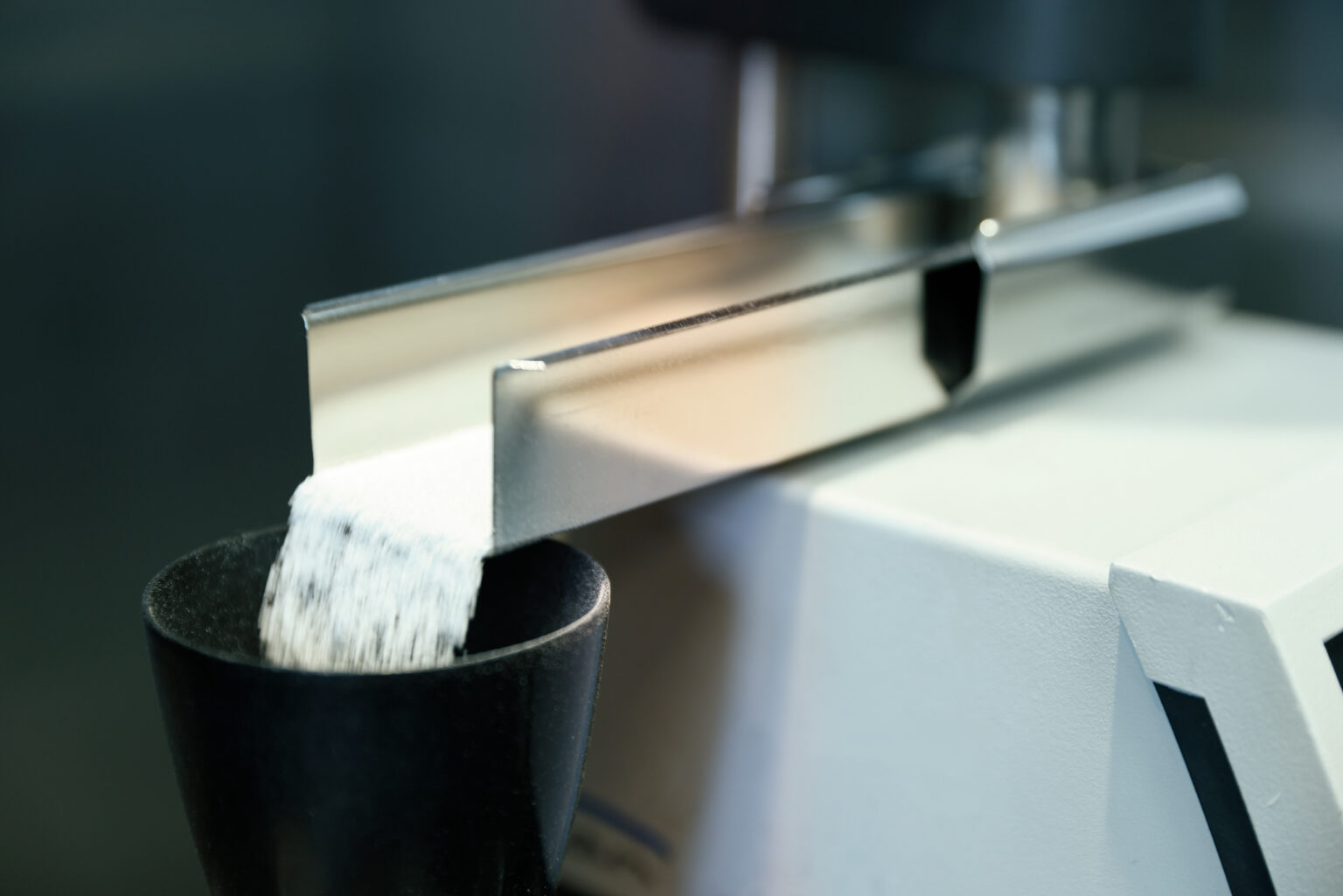 RECOM | Edelmetall-Recycling| Probenahme und Analytik | Präzise ...